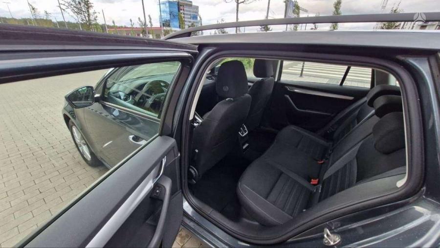 Pelēks Skoda Octavia 2019 Viļņa, ar dzinēja tilpumu 1.60 L un nobraukumu 240 tūkst. km par 8500 €, foto 15 vietnē AUTOMOTO.COM.LV