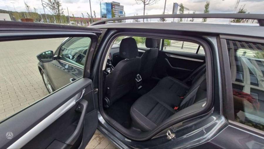 Pelēks Skoda Octavia 2019 Viļņa, ar dzinēja tilpumu 1.60 L un nobraukumu 240 tūkst. km par 8500 €, foto 16 vietnē AUTOMOTO.COM.LV