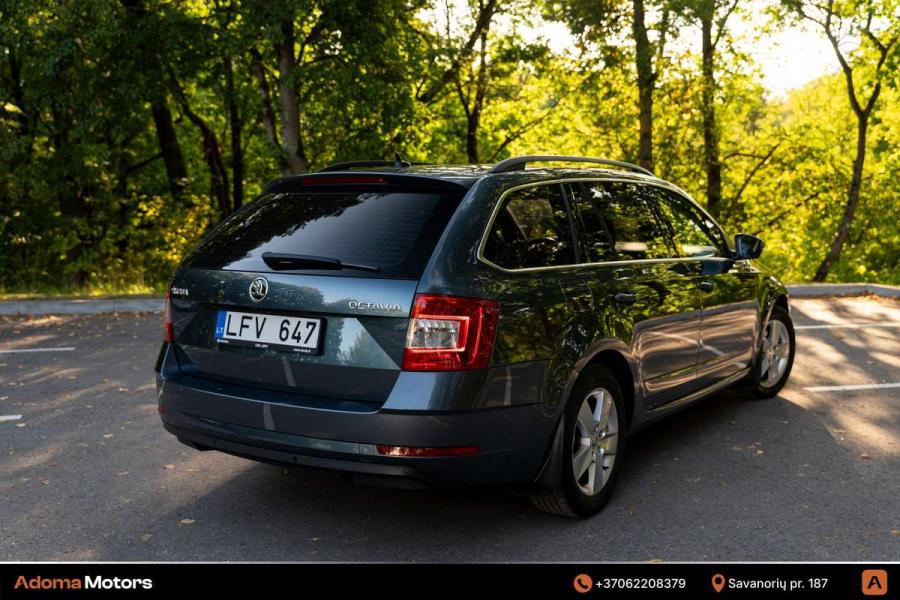 Grey Skoda Octavia 2019 in Kaunas, with an engine capacity of 1.50 L and mileage of 122 thousand km for 11590 €, photo 5 on AUTOMOTO.COM.LV