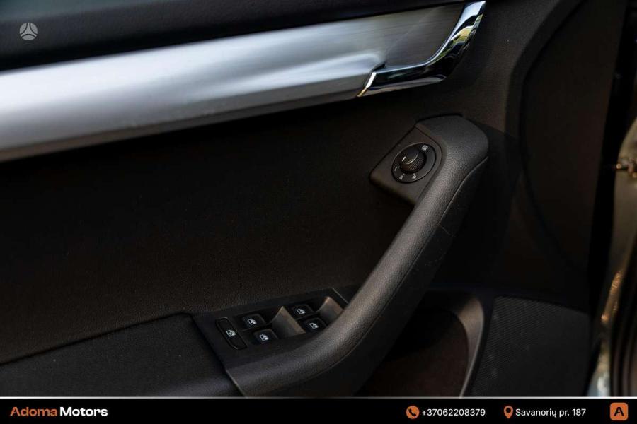 Grey Skoda Octavia 2019 in Kaunas, with an engine capacity of 1.50 L and mileage of 122 thousand km for 11590 €, photo 17 on AUTOMOTO.COM.LV