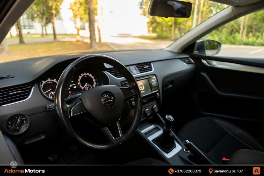 Grey Skoda Octavia 2019 in Kaunas, with an engine capacity of 1.50 L and mileage of 122 thousand km for 11590 €, photo 18 on AUTOMOTO.COM.LV