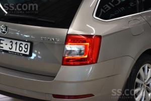 Grey Skoda Octavia 2019 in Riga, with an engine capacity of 2.00 L and mileage of 119 thousand km for 12490 €, photo 10 on AUTOMOTO.COM.LV