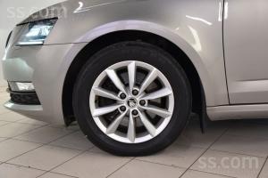Grey Skoda Octavia 2019 in Riga, with an engine capacity of 2.00 L and mileage of 119 thousand km for 12490 €, photo 12 on AUTOMOTO.COM.LV