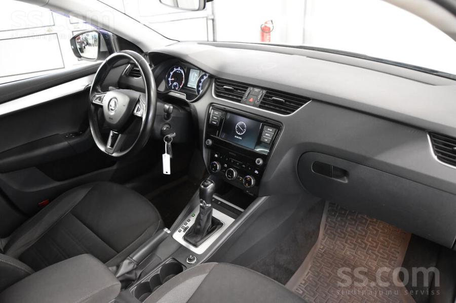 Grey Skoda Octavia 2019 in Riga, with an engine capacity of 2.00 L and mileage of 119 thousand km for 12490 €, photo 15 on AUTOMOTO.COM.LV