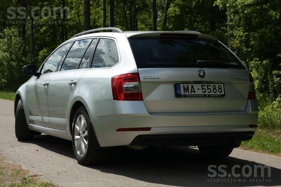 Grey Skoda Octavia 2019 in Riga, with an engine capacity of 1.50 L and mileage of 165 thousand km for 10280 €, photo 6 on AUTOMOTO.COM.LV