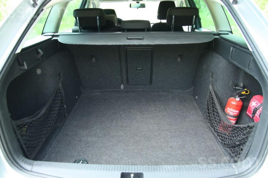 Grey Skoda Octavia 2019 in Riga, with an engine capacity of 1.50 L and mileage of 165 thousand km for 10280 €, photo 10 on AUTOMOTO.COM.LV