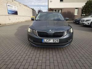 Pelēks Skoda Octavia 2019 Kauņa, ar dzinēja tilpumu 1.60 L un nobraukumu 217 tūkst. km par 6900 €, foto 5 vietnē AUTOMOTO.COM.LV