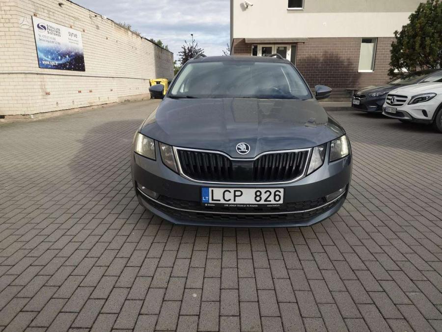 Pelēks Skoda Octavia 2019 Kauņa, ar dzinēja tilpumu 1.60 L un nobraukumu 217 tūkst. km par 6900 €, foto 5 vietnē AUTOMOTO.COM.LV