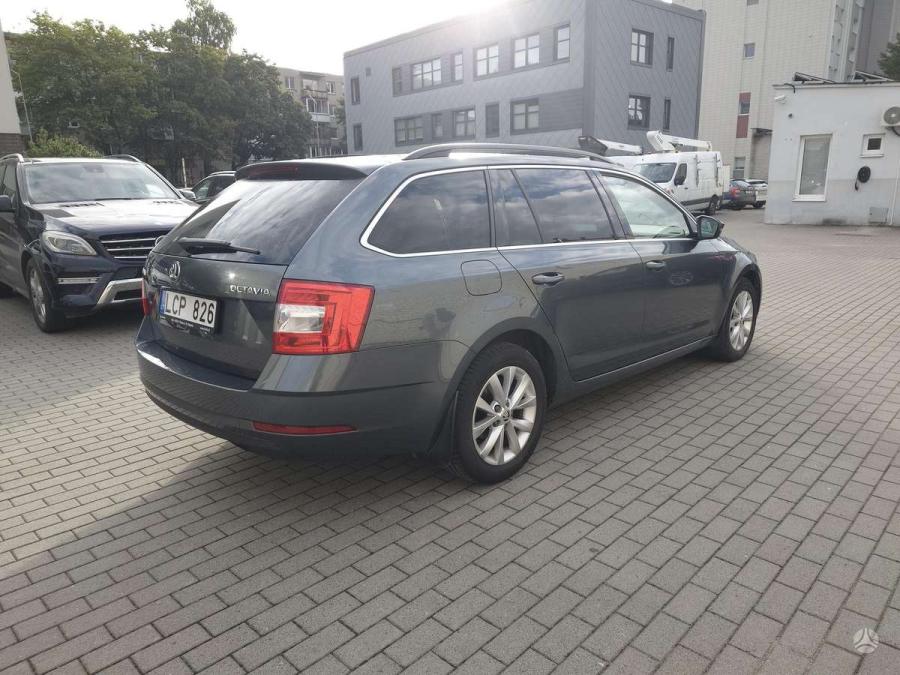 Pelēks Skoda Octavia 2019 Kauņa, ar dzinēja tilpumu 1.60 L un nobraukumu 217 tūkst. km par 6900 €, foto 6 vietnē AUTOMOTO.COM.LV