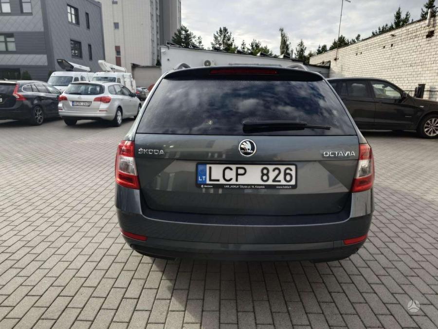 Pelēks Skoda Octavia 2019 Kauņa, ar dzinēja tilpumu 1.60 L un nobraukumu 217 tūkst. km par 6900 €, foto 7 vietnē AUTOMOTO.COM.LV