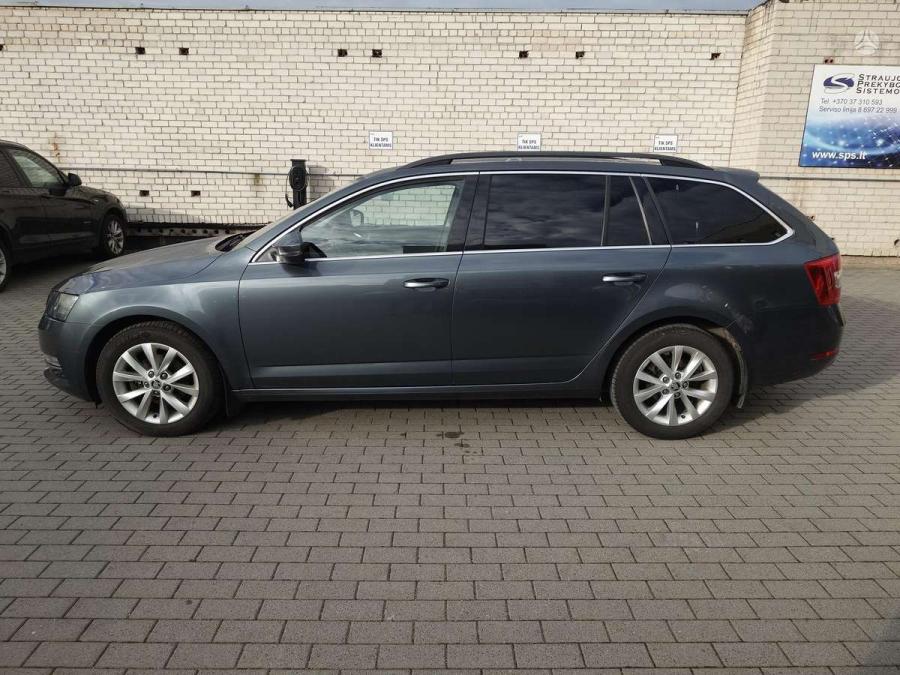 Pelēks Skoda Octavia 2019 Kauņa, ar dzinēja tilpumu 1.60 L un nobraukumu 217 tūkst. km par 6900 €, foto 8 vietnē AUTOMOTO.COM.LV