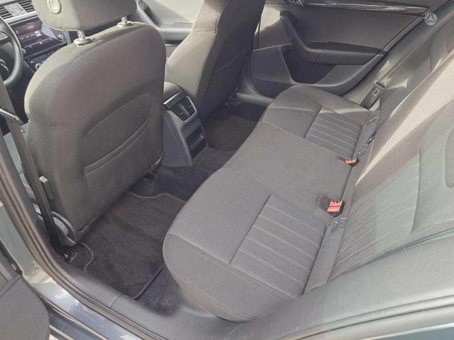 Pelēks Skoda Octavia 2019 Kauņa, ar dzinēja tilpumu 1.60 L un nobraukumu 217 tūkst. km par 6900 €, foto 9 vietnē AUTOMOTO.COM.LV