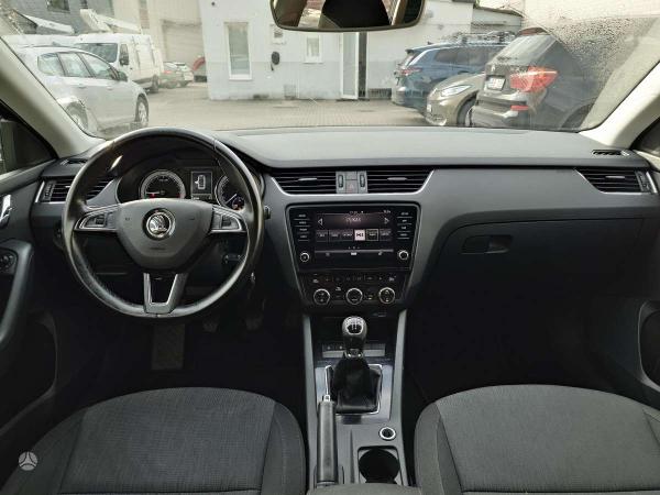 Grey Skoda Octavia 2019 in Kaunas, with an engine capacity of 1.60 L and mileage of 217 thousand km for 6900 €, photo 10 on AUTOMOTO.COM.LV