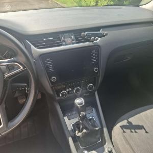 Pelēks Skoda Octavia 2019 Viļņa, ar dzinēja tilpumu 1.50 L un nobraukumu 99 tūkst. km par 14000 €, foto 16 vietnē AUTOMOTO.COM.LV