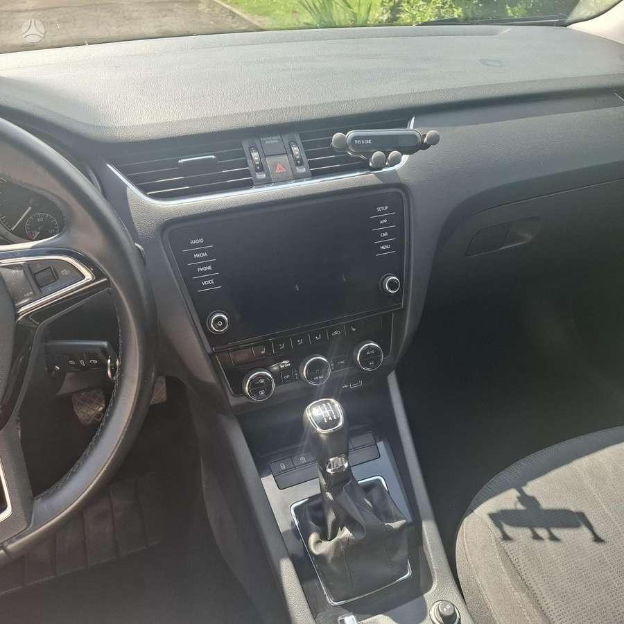 Pelēks Skoda Octavia 2019 Viļņa, ar dzinēja tilpumu 1.50 L un nobraukumu 99 tūkst. km par 14000 €, foto 16 vietnē AUTOMOTO.COM.LV