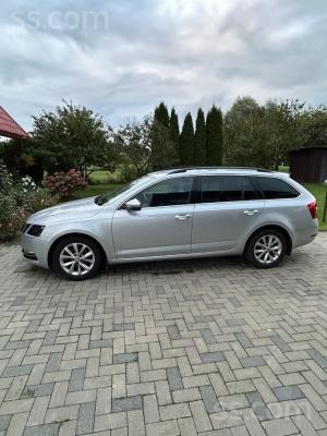 Pelēks Skoda Octavia 2019 Rīga, ar dzinēja tilpumu 1.60 L un nobraukumu 155 tūkst. km par 9500 €, foto  vietnē AUTOMOTO.COM.LV