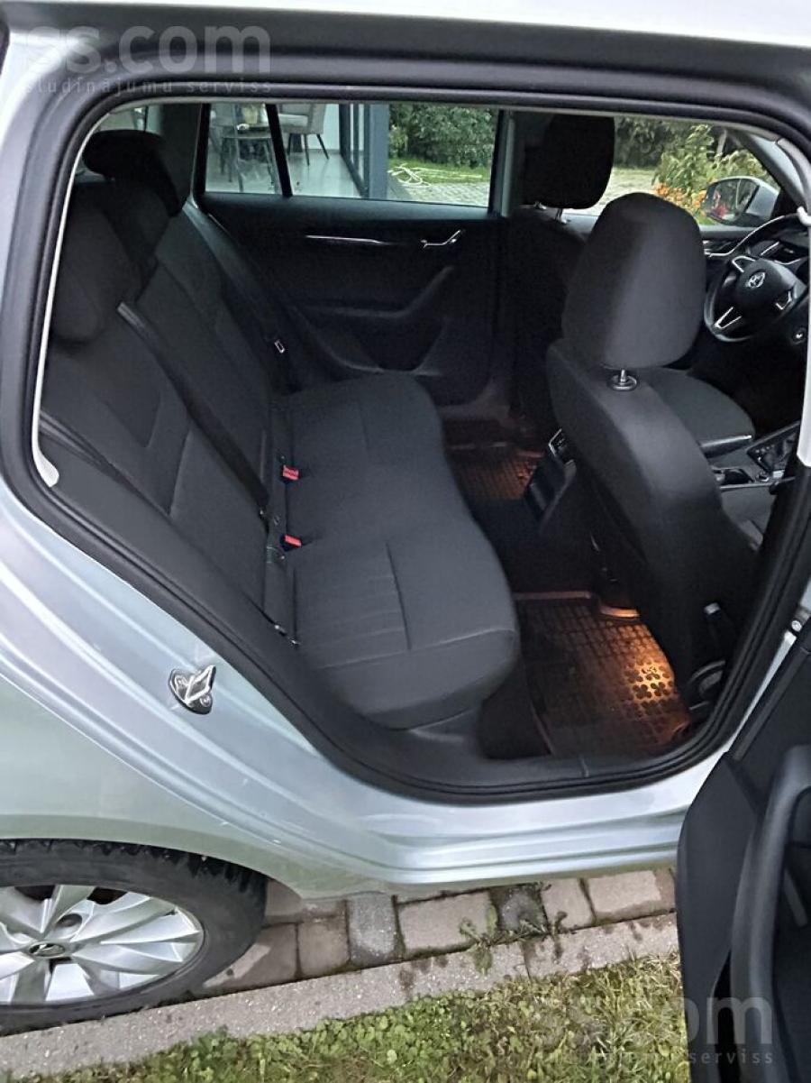 Pelēks Skoda Octavia 2019 Rīga, ar dzinēja tilpumu 1.60 L un nobraukumu 155 tūkst. km par 9500 €, foto 10 vietnē AUTOMOTO.COM.LV