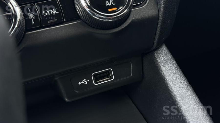 Pelēks Skoda Octavia 2019 Jelgava, ar dzinēja tilpumu 1.50 L un nobraukumu 266 tūkst. km par 9590 €, foto 22 vietnē AUTOMOTO.COM.LV