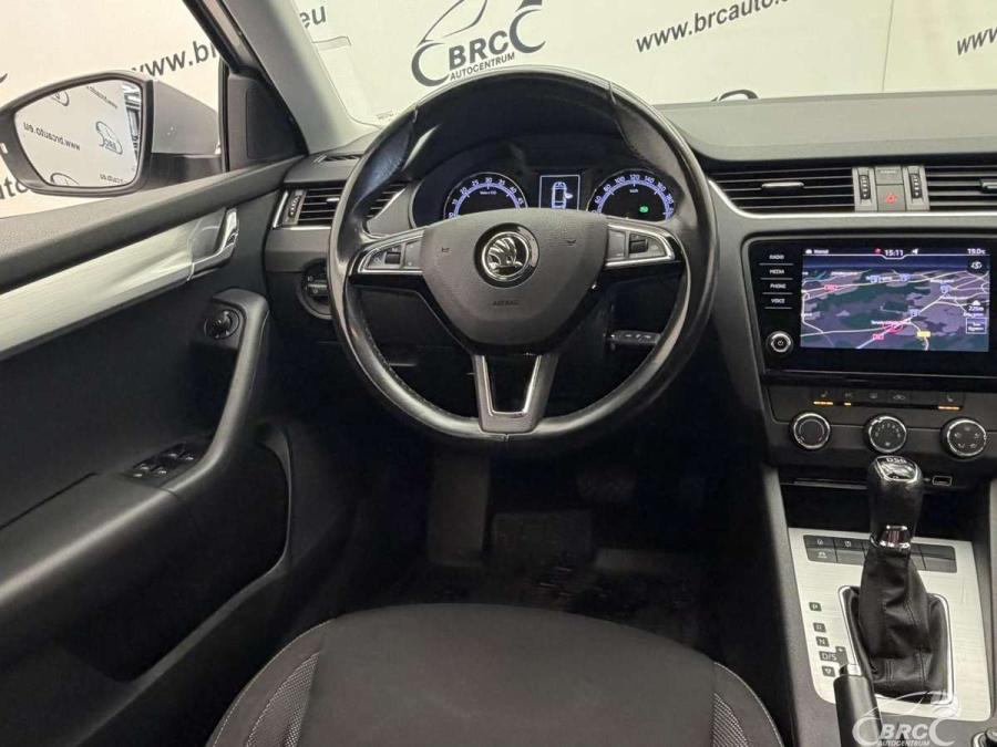 Серый Шкода Октавия 2019 в Вильнюс, объемом двигателя 1.60 л и пробегом 256 тыс. км за 8900 €, фото 15 на AUTOMOTO.COM.LV