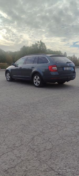 Grey Skoda Octavia 2019 in Johvi, with an engine capacity of 2.00 L and mileage of 284 thousand km for 9700 €, photo 5 on AUTOMOTO.COM.LV