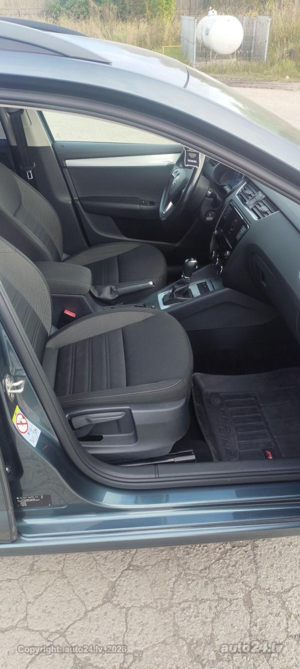 Grey Skoda Octavia 2019 in Johvi, with an engine capacity of 2.00 L and mileage of 284 thousand km for 9700 €, photo 9 on AUTOMOTO.COM.LV