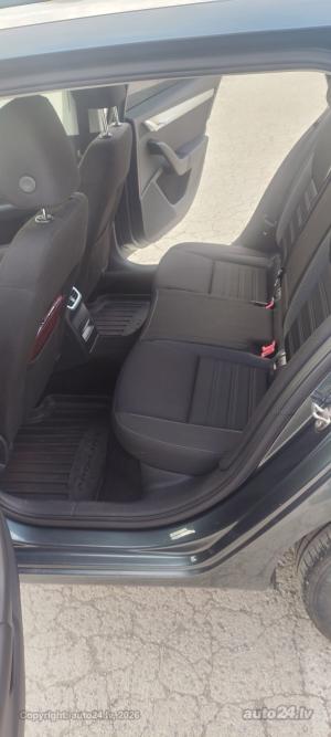 Grey Skoda Octavia 2019 in Johvi, with an engine capacity of 2.00 L and mileage of 284 thousand km for 9700 €, photo 10 on AUTOMOTO.COM.LV