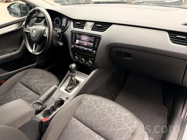 Grey Skoda Octavia 2019 in Riga, with an engine capacity of 2.00 L and mileage of 212 thousand km for 9990 €, photo 10 on AUTOMOTO.COM.LV