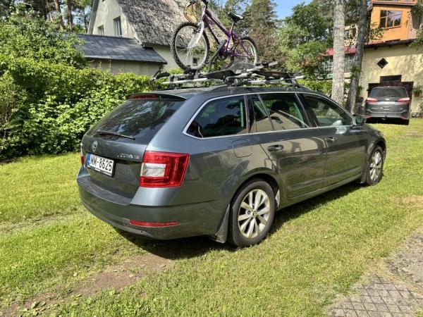 Grey Skoda Octavia 2020 in Riga, with an engine capacity of 1.50 L and mileage of 80 thousand km for 5300 €, photo 5 on AUTOMOTO.COM.LV