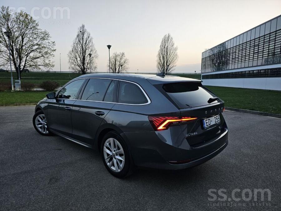 Grey Skoda Octavia 2020 in Daugavpils, with an engine capacity of 2.00 L and mileage of 202 thousand km for 22500 €, photo 4 on AUTOMOTO.COM.LV
