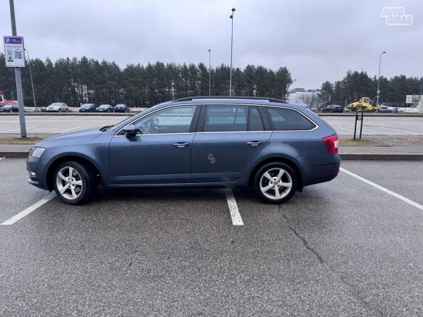 Pelēks Skoda Octavia 2020 Viļņa, ar dzinēja tilpumu 1.50 L un nobraukumu 65 tūkst. km par 13090 €, foto 1 vietnē AUTOMOTO.COM.LV