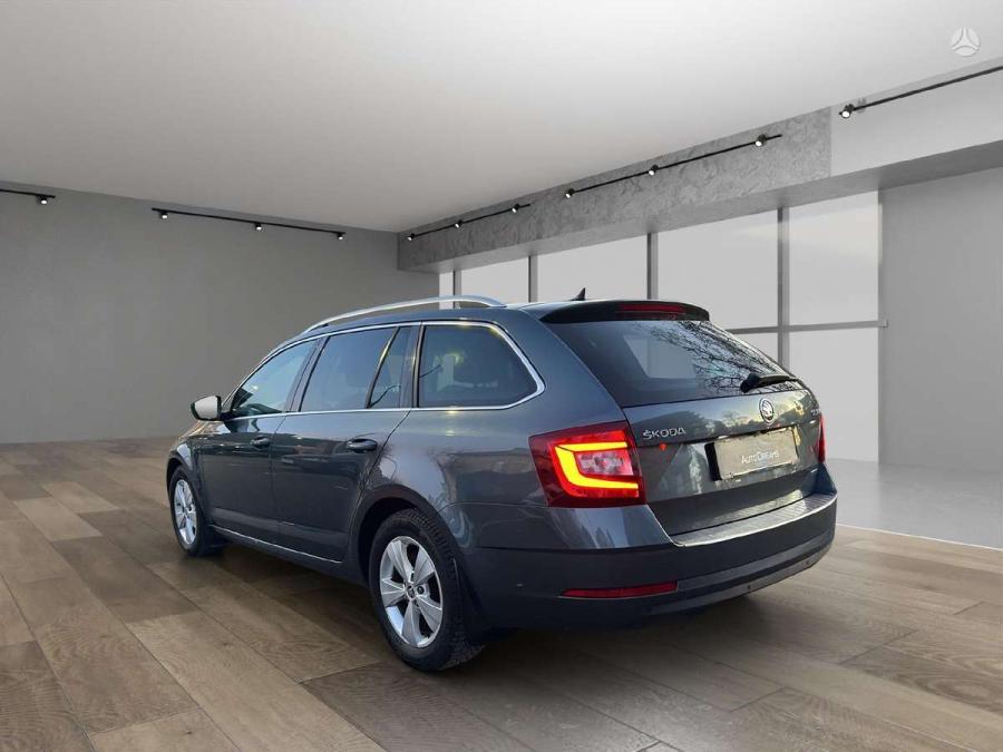 Pelēks Skoda Octavia 2020 Viļņa, ar dzinēja tilpumu 1.50 L un nobraukumu 57 tūkst. km par 13700 €, foto 6 vietnē AUTOMOTO.COM.LV