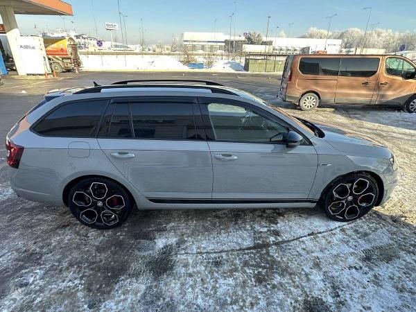 Grey Skoda Octavia 2020 in Vilnius, with an engine capacity of 1.97 L and mileage of 122 thousand km for 18499 €, photo 8 on AUTOMOTO.COM.LV