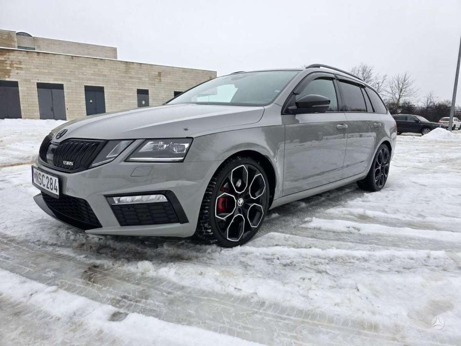 Grey Skoda Octavia 2020 in Vilnius, with an engine capacity of 1.97 L and mileage of 122 thousand km for 17900 €, photo 1 on AUTOMOTO.COM.LV