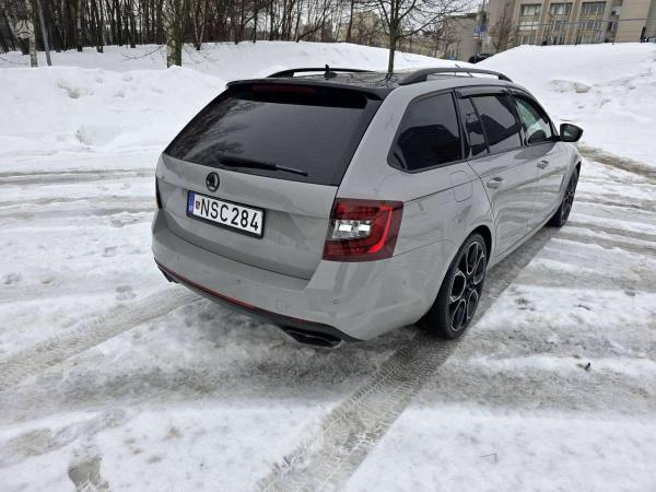 Pelēks Skoda Octavia 2020 Viļņa, ar dzinēja tilpumu 1.97 L un nobraukumu 122 tūkst. km par 17900 €, foto 9 vietnē AUTOMOTO.COM.LV