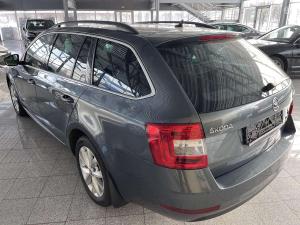 Grey Skoda Octavia 2020 in Klaipeda, with an engine capacity of 1.97 L and mileage of 124 thousand km for 13982 €, photo 4 on AUTOMOTO.COM.LV