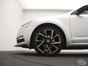 Pelēks Skoda Octavia 2020 Viļņa, ar dzinēja tilpumu 1.60 L un nobraukumu 200 tūkst. km par 12999 €, foto 28 vietnē AUTOMOTO.COM.LV