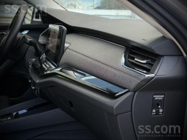 Grey Skoda Octavia 2020 in Tukums, with an engine capacity of 2.00 L and mileage of 237 thousand km for 14990 €, photo 10 on AUTOMOTO.COM.LV