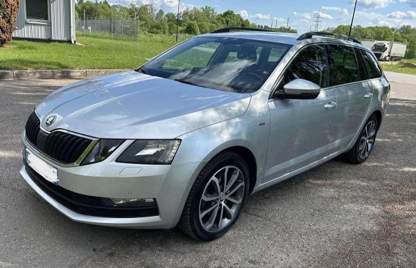 Grey Skoda Octavia 2020 in Taurage, with an engine capacity of 1.97 L and mileage of 263 thousand km for 9990 €, photo 4 on AUTOMOTO.COM.LV
