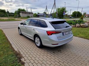 Grey Skoda Octavia 2020 in Ukmerge, with an engine capacity of 1.97 L and mileage of 332 thousand km for 9900 €, photo 8 on AUTOMOTO.COM.LV