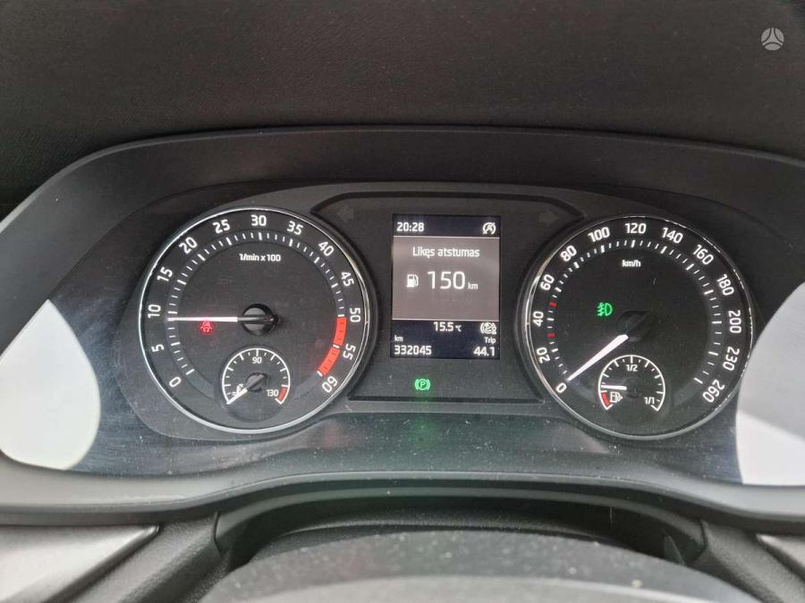 Grey Skoda Octavia 2020 in Ukmerge, with an engine capacity of 1.97 L and mileage of 332 thousand km for 9900 €, photo 12 on AUTOMOTO.COM.LV
