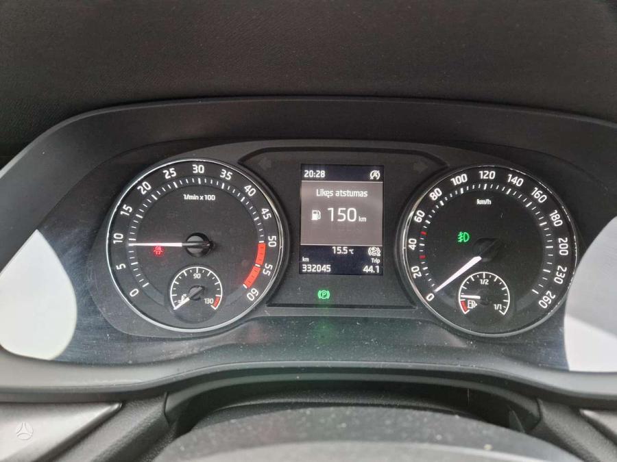 Серый Шкода Октавия 2020 в Укмерге, объемом двигателя 1.97 л и пробегом 332 тыс. км за 9200 €, фото 9 на AUTOMOTO.COM.LV
