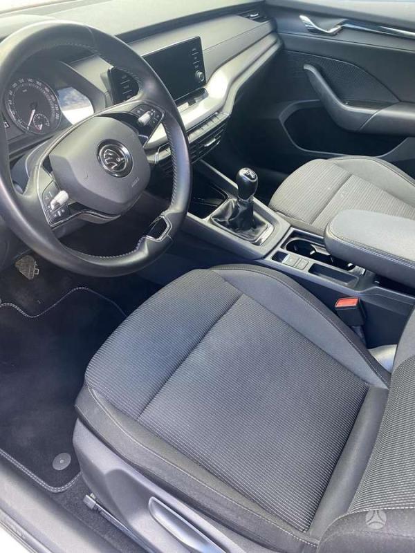 Grey Skoda Octavia 2020 in Ukmerge, with an engine capacity of 1.97 L and mileage of 332 thousand km for 9200 €, photo 10 on AUTOMOTO.COM.LV