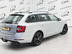 Grey Skoda Octavia 2020 in Vilnius, with an engine capacity of 1.50 L and mileage of 70 thousand km for 12900 €, photo 4 on AUTOMOTO.COM.LV