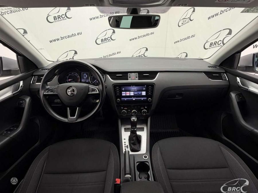 Grey Skoda Octavia 2020 in Vilnius, with an engine capacity of 1.50 L and mileage of 70 thousand km for 12900 €, photo 5 on AUTOMOTO.COM.LV