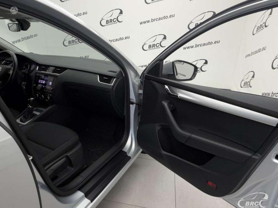 Grey Skoda Octavia 2020 in Vilnius, with an engine capacity of 1.50 L and mileage of 70 thousand km for 12900 €, photo 10 on AUTOMOTO.COM.LV