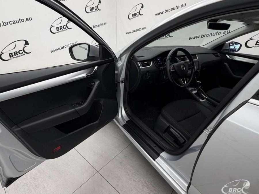 Grey Skoda Octavia 2020 in Vilnius, with an engine capacity of 1.50 L and mileage of 70 thousand km for 12900 €, photo 20 on AUTOMOTO.COM.LV