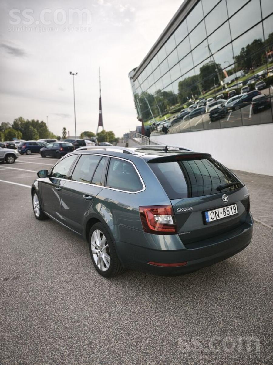 Grey Skoda Octavia 2020 in Riga, with an engine capacity of 1.50 L and mileage of 212 thousand km for 12600 €, photo 4 on AUTOMOTO.COM.LV