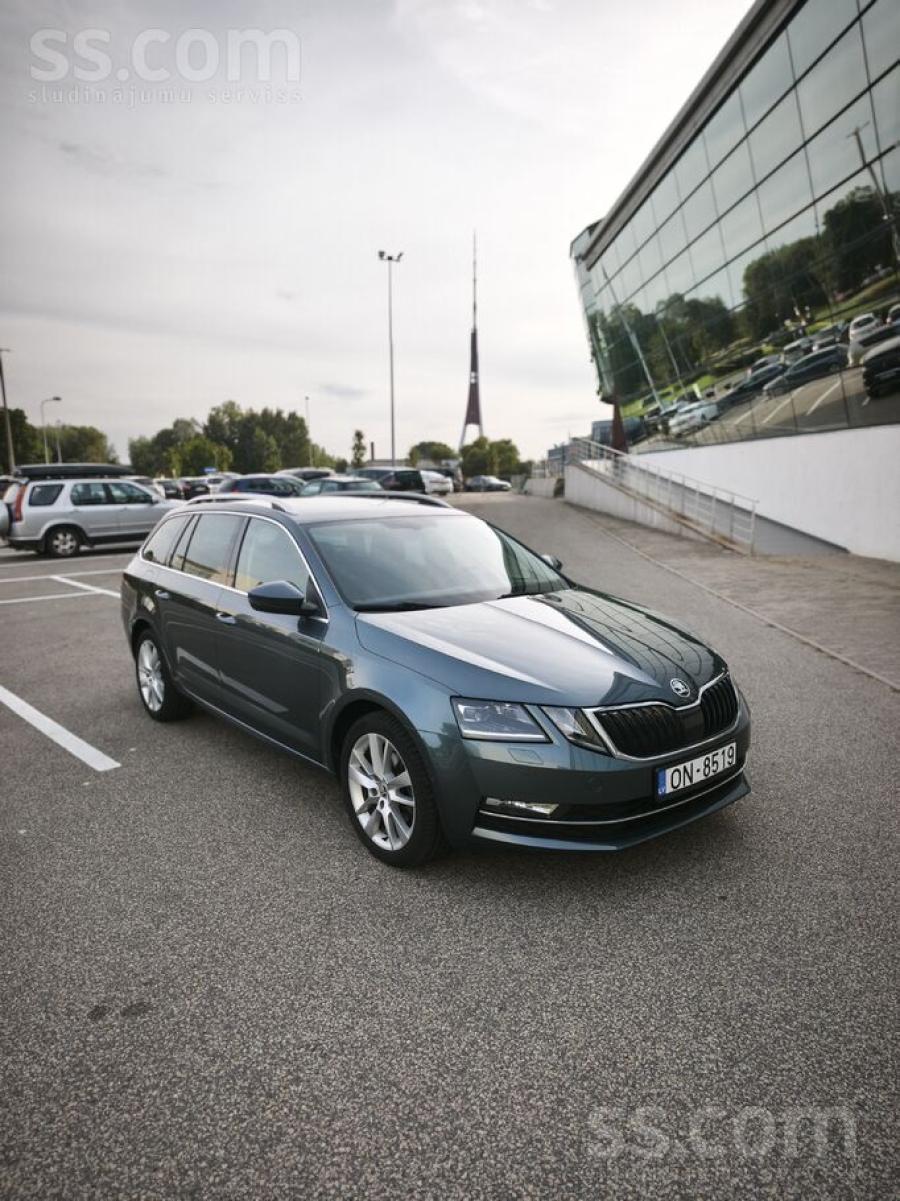 Grey Skoda Octavia 2020 in Riga, with an engine capacity of 1.50 L and mileage of 212 thousand km for 12600 €, photo 7 on AUTOMOTO.COM.LV