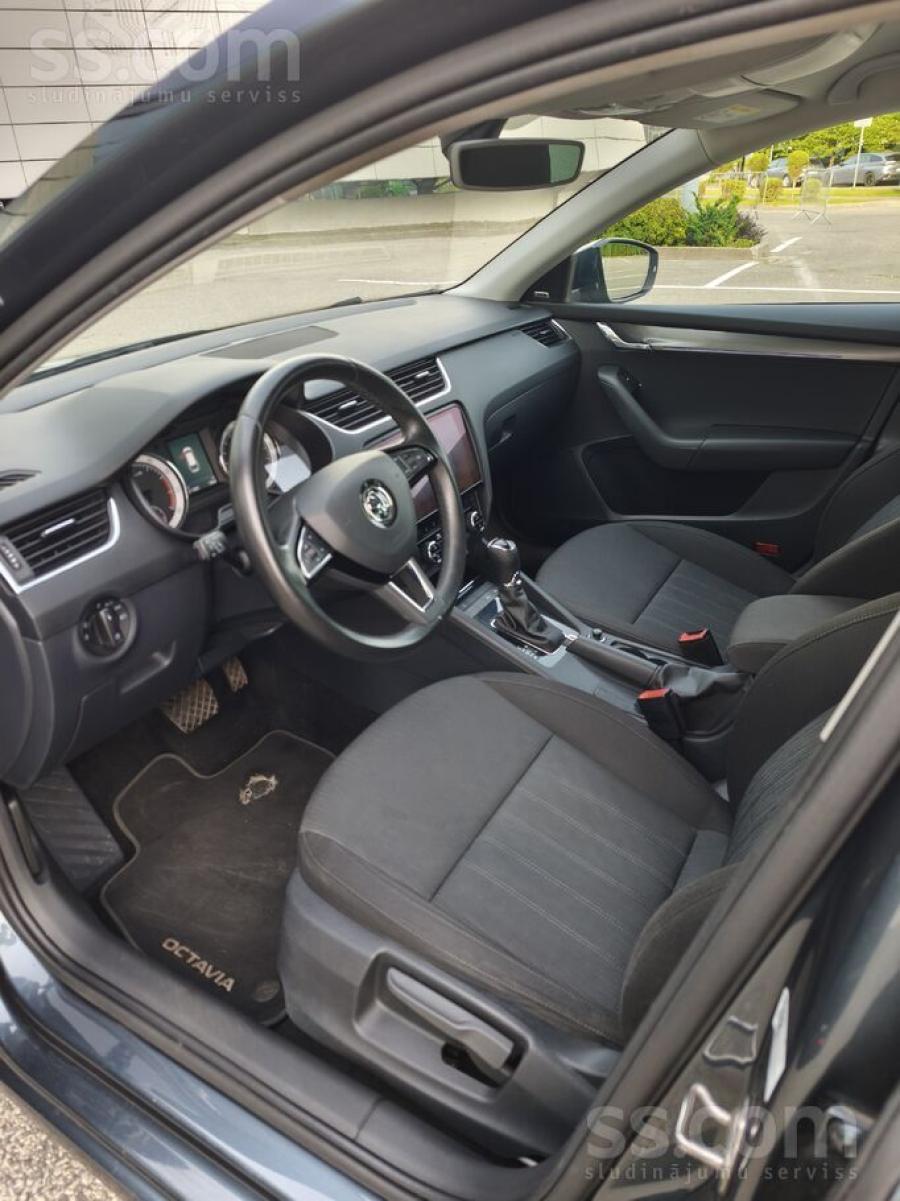 Grey Skoda Octavia 2020 in Riga, with an engine capacity of 1.50 L and mileage of 212 thousand km for 12600 €, photo 9 on AUTOMOTO.COM.LV