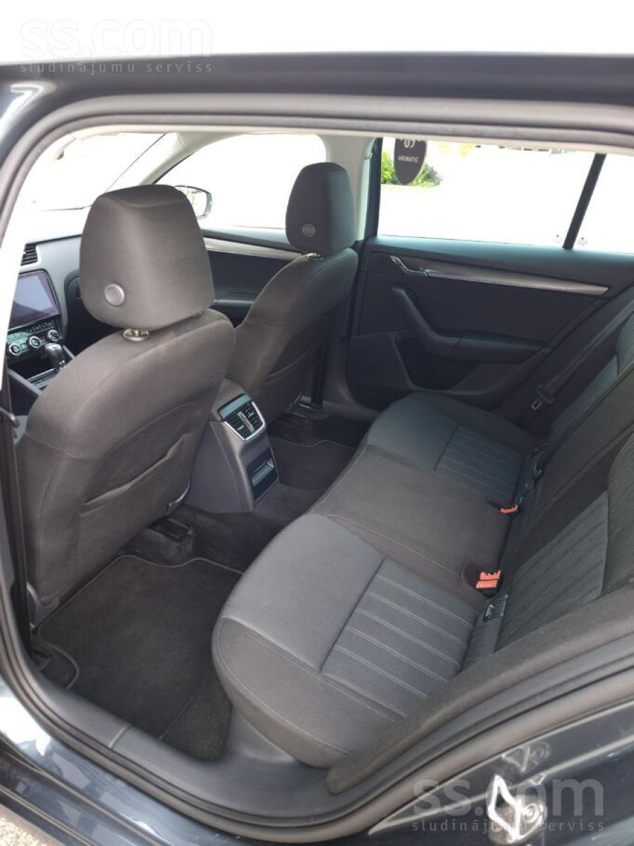 Grey Skoda Octavia 2020 in Riga, with an engine capacity of 1.50 L and mileage of 212 thousand km for 12600 €, photo 10 on AUTOMOTO.COM.LV